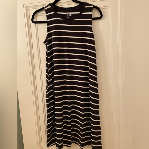Time and Tru | Dresses | Nwt Time And True Brand Black And White ...
